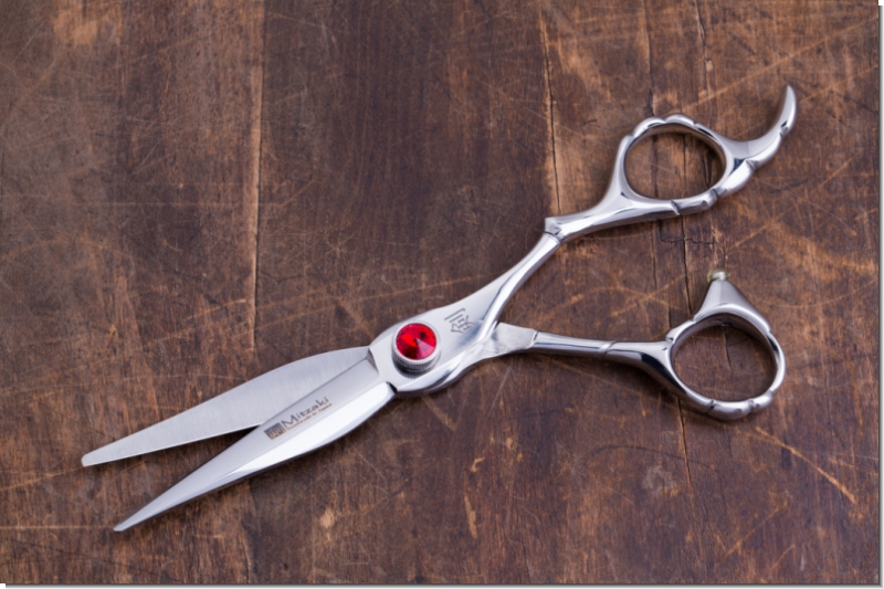 MITZAKI-SCISSORS - Mitzaki AKAKO 600, 6 Zoll, Ergo-Form, Rändelschraube